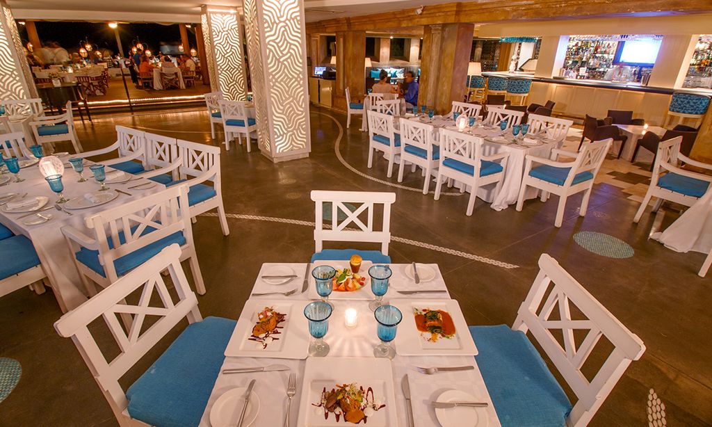 Tuna Blanca by Thierry Blouet, Mexicana Contemporánea, Punta de Mita